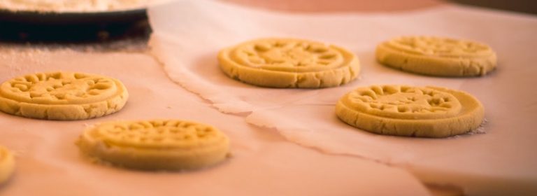 The History of Shortbread – A Scottish Pastry with a Rich History ...